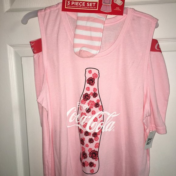 Coca Cola | Intimates & Sleepwear | Rare Coca Cola 3 Piece Pink Pajamas ...